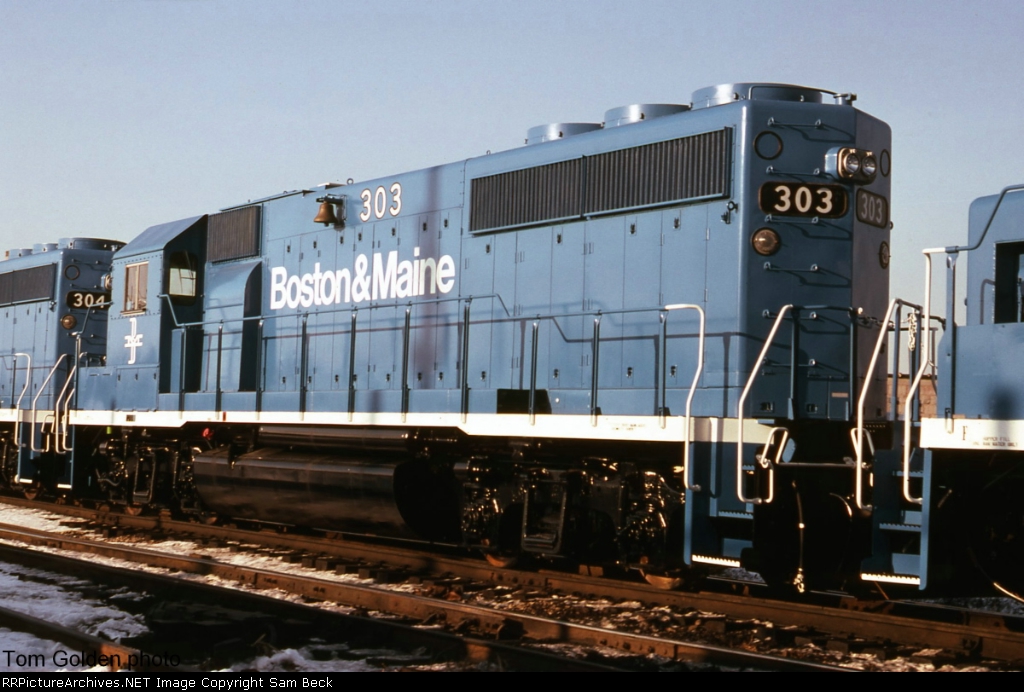 BM 303--New GP40-2